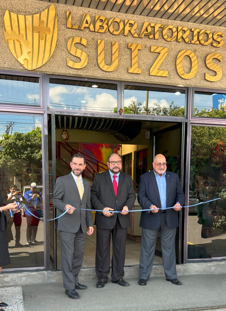 Laboratorios Suizos Inaugura su Planta Fotovoltaica - Laboratorios Suizos